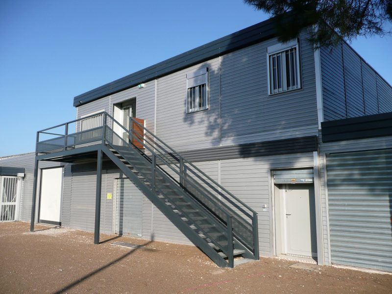 Réfectoire de chantier : cantines modulaires pour base vie